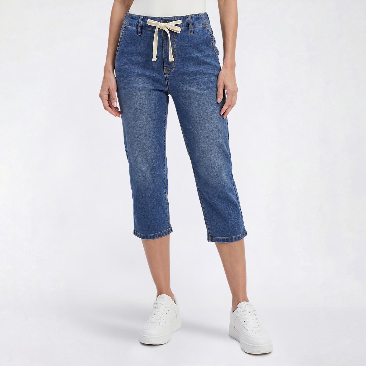 Click here for Plus Size Bleu Denim Tie Waist Denim Capris prices